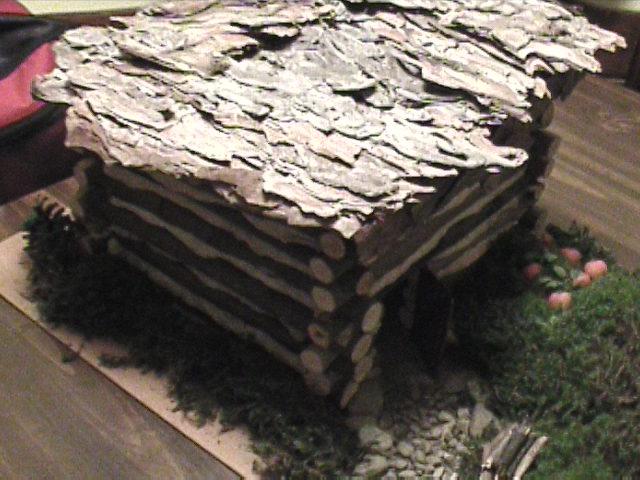 Roof made from bark - Members' Gallery - The Greenleaf Miniature Community