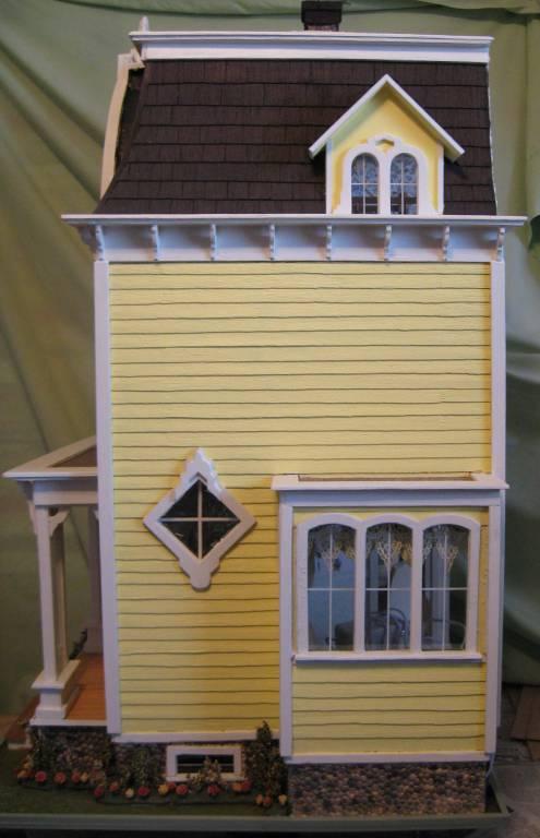 Willowcrest: right side. - Members' Gallery - The Greenleaf Miniature ...