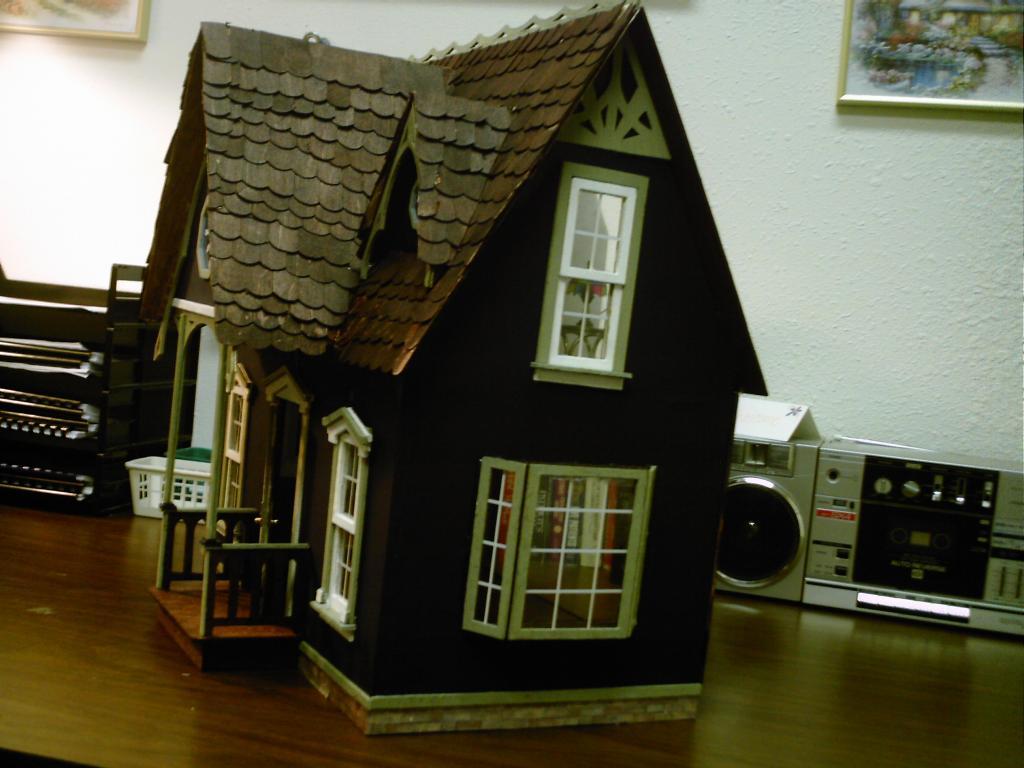 The Austin Orchid - The Greenleaf Miniature Community