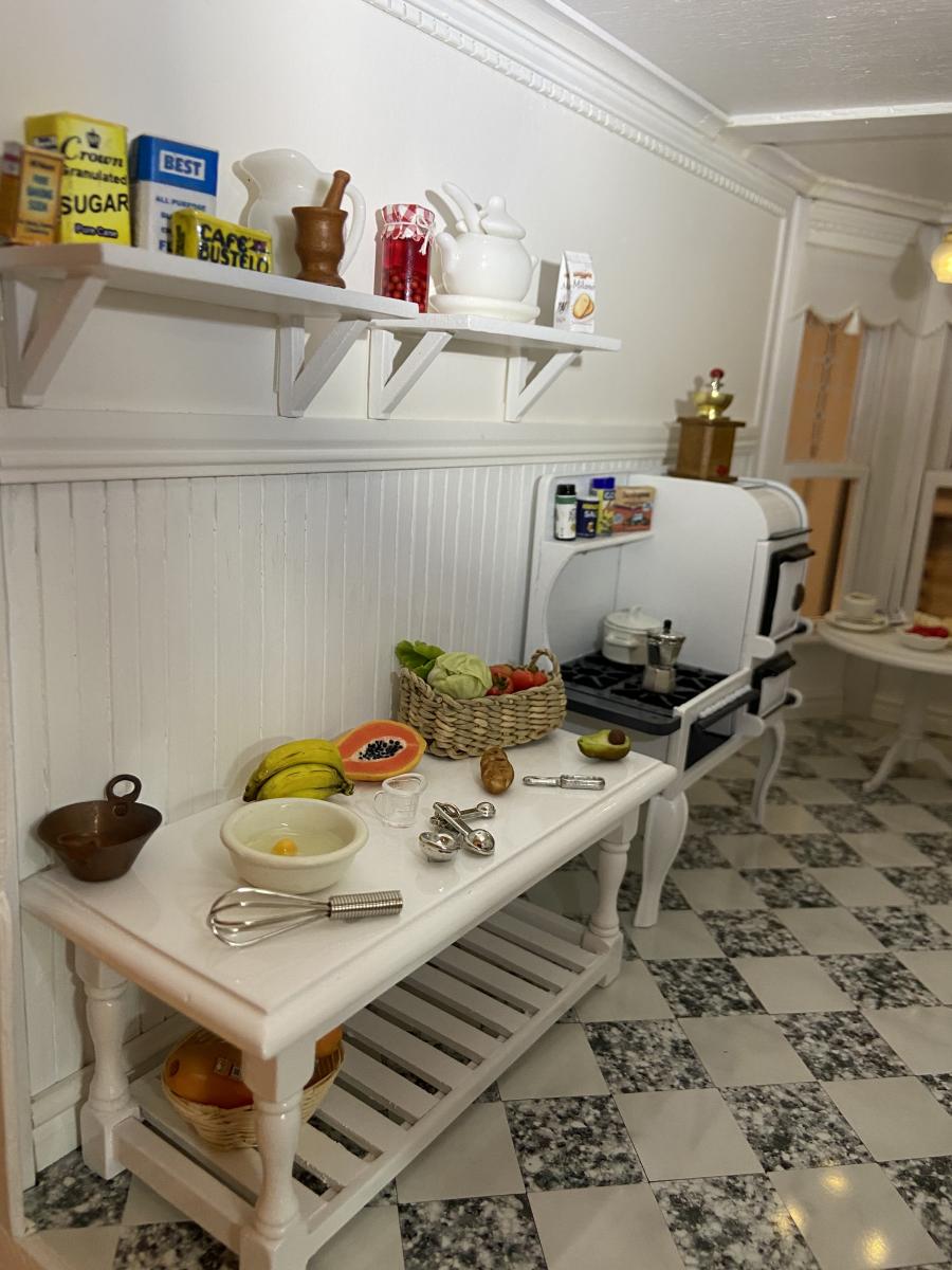 left side of the kitchen - Members' Gallery - The Greenleaf Miniature ...