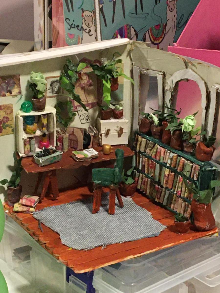 first dollhouse project: roombox :) - The Greenleaf Miniature Community